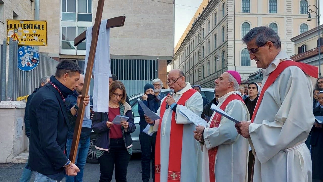 “Via Crucis of the Invisible 2025”: A Glimpse of Hope for Those Living ...